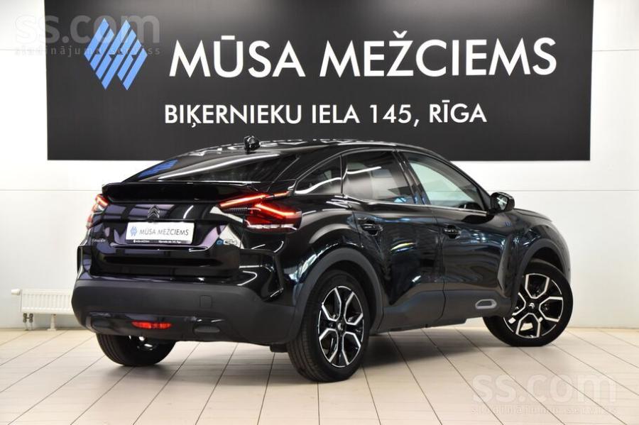 Melns Citroen C4 2024 Rīga, ar dzinēja tilpumu 0.00 L un nobraukumu 48 tūkst. km par 22990 €, foto 13 vietnē AUTOMOTO.COM.LV