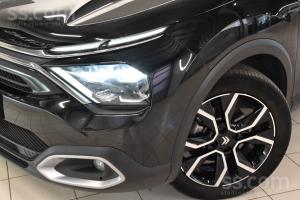 Melns Citroen C4 2024 Rīga, ar dzinēja tilpumu 0.00 L un nobraukumu 48 tūkst. km par 22990 €, foto 20 vietnē AUTOMOTO.COM.LV