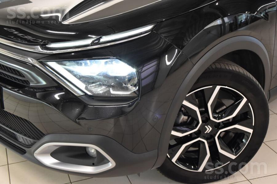 Melns Citroen C4 2024 Rīga, ar dzinēja tilpumu 0.00 L un nobraukumu 48 tūkst. km par 22990 €, foto 20 vietnē AUTOMOTO.COM.LV