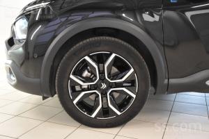 Melns Citroen C4 2024 Rīga, ar dzinēja tilpumu 0.00 L un nobraukumu 48 tūkst. km par 22990 €, foto 22 vietnē AUTOMOTO.COM.LV