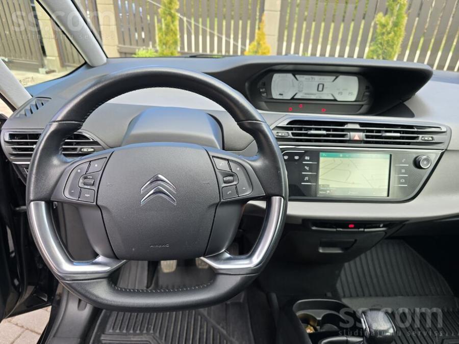 Black Citroen C4 2020 in Riga, with an engine capacity of 1.20 L and mileage of 198 thousand km for 9750 €, photo 17 on AUTOMOTO.COM.LV