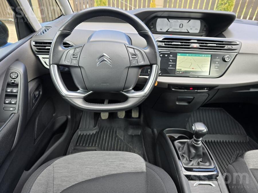 Black Citroen C4 2020 in Riga, with an engine capacity of 1.20 L and mileage of 198 thousand km for 9750 €, photo 19 on AUTOMOTO.COM.LV