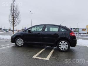 Black Citroen C4 2009 in Riga, with an engine capacity of 1.60 L and mileage of 114 thousand km for 2399 €, photo 4 on AUTOMOTO.COM.LV