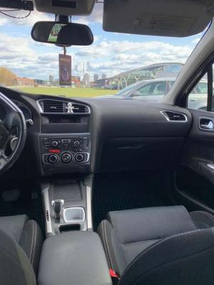 Melns Citroen C4 2011 Viļņa, ar dzinēja tilpumu 1.60 L un nobraukumu 272 tūkst. km par 1700 €, foto 10 vietnē AUTOMOTO.COM.LV
