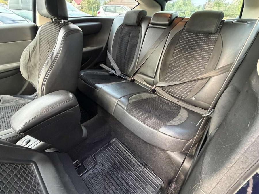 Blue Citroen C4 2007 in Vilnius, with an engine capacity of 2.00 L and mileage of 267 thousand km for 950 €, photo 15 on AUTOMOTO.COM.LV