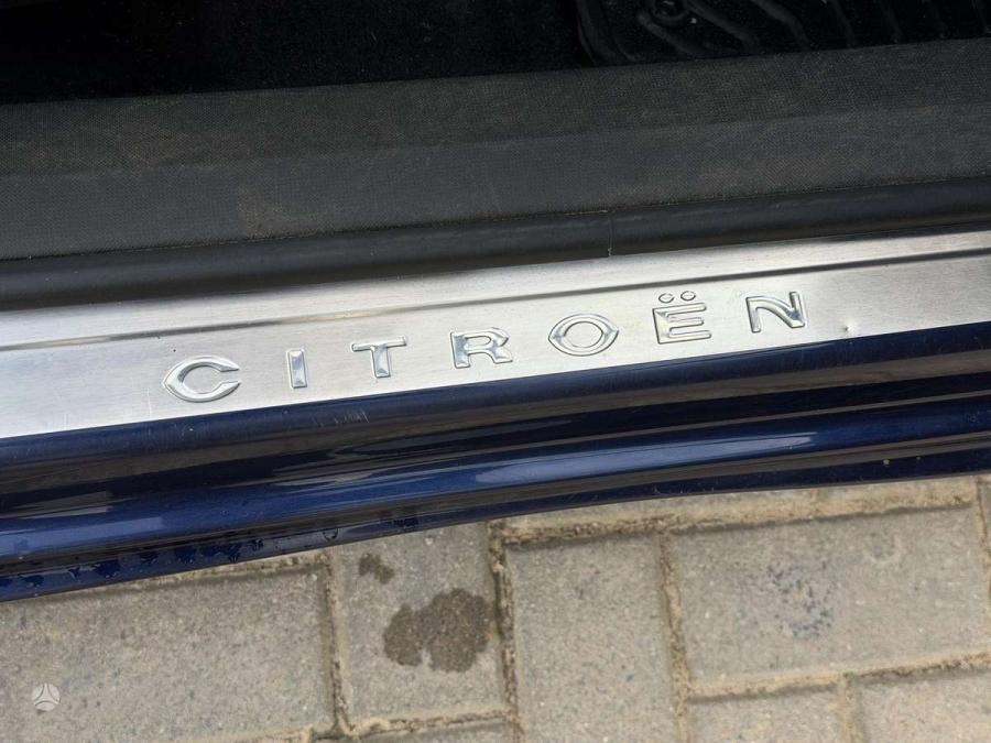 Blue Citroen C4 2007 in Vilnius, with an engine capacity of 2.00 L and mileage of 267 thousand km for 950 €, photo 23 on AUTOMOTO.COM.LV