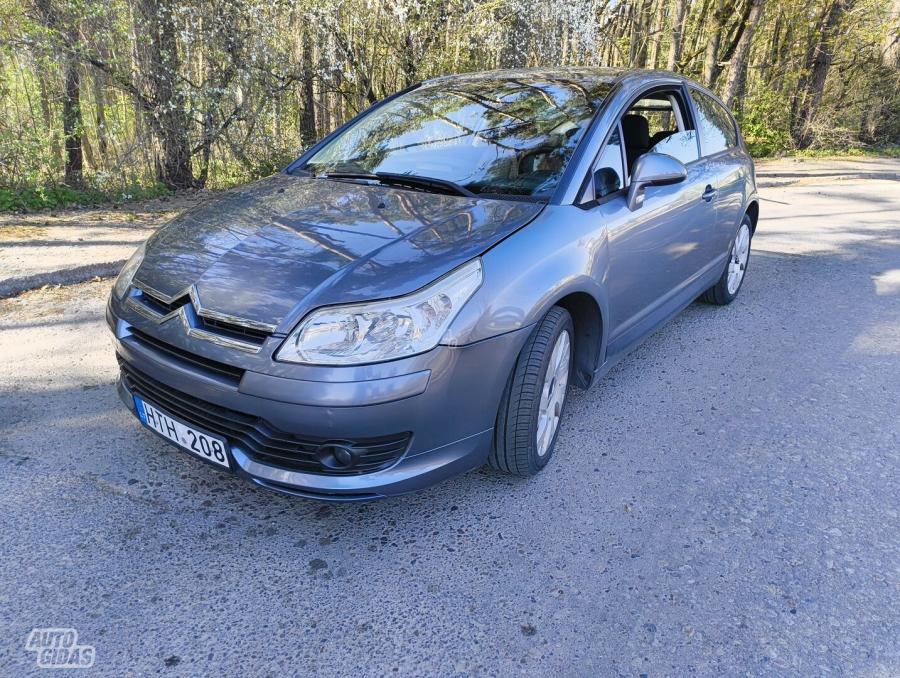 Blue Citroen C4 2005 in Ukmerge, with an engine capacity of 1.60 L and mileage of 124 thousand km for 1300 €, photo 3 on AUTOMOTO.COM.LV
