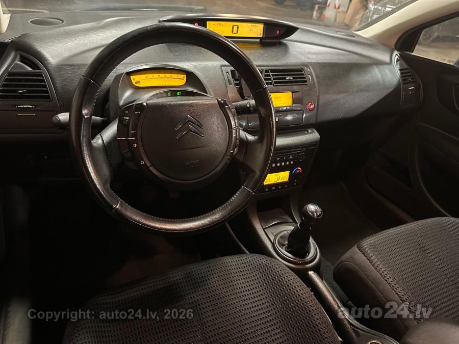 Zils Citroen C4 2006 Tallina, ar dzinēja tilpumu 1.60 L un nobraukumu 229 tūkst. km par 1200 €, foto 8 vietnē AUTOMOTO.COM.LV