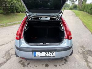 Blue Citroen C4 2007 in Ogre, with an engine capacity of 1.60 L and mileage of 295 thousand km for 1600 €, photo 9 on AUTOMOTO.COM.LV