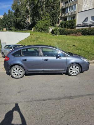 Blue Citroen C4 2007 in Vilnius, with an engine capacity of 1.59 L and mileage of 147 thousand km for 1300 €, photo 5 on AUTOMOTO.COM.LV