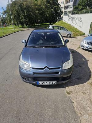 Blue Citroen C4 2007 in Vilnius, with an engine capacity of 1.59 L and mileage of 147 thousand km for 1300 €, photo 8 on AUTOMOTO.COM.LV