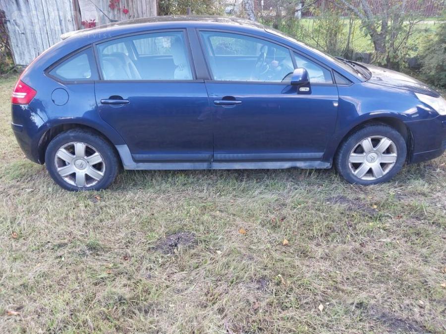Zils Citroen C4 2007 Kuldīga, ar dzinēja tilpumu 1.60 L un nobraukumu 249 tūkst. km par 1500 €, foto 3 vietnē AUTOMOTO.COM.LV