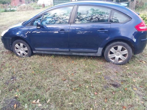 Citroen C4 2007 KuldÄ«ga vietnÄ Zils Citroen C4 2007 KuldÄ«ga, ar dzinÄja tilpumu 1.60 L un nobraukumu 249 tÅ«kst. km par 1500 ā¬, foto 4 vietnÄ AUTOMOTO.COM.LV