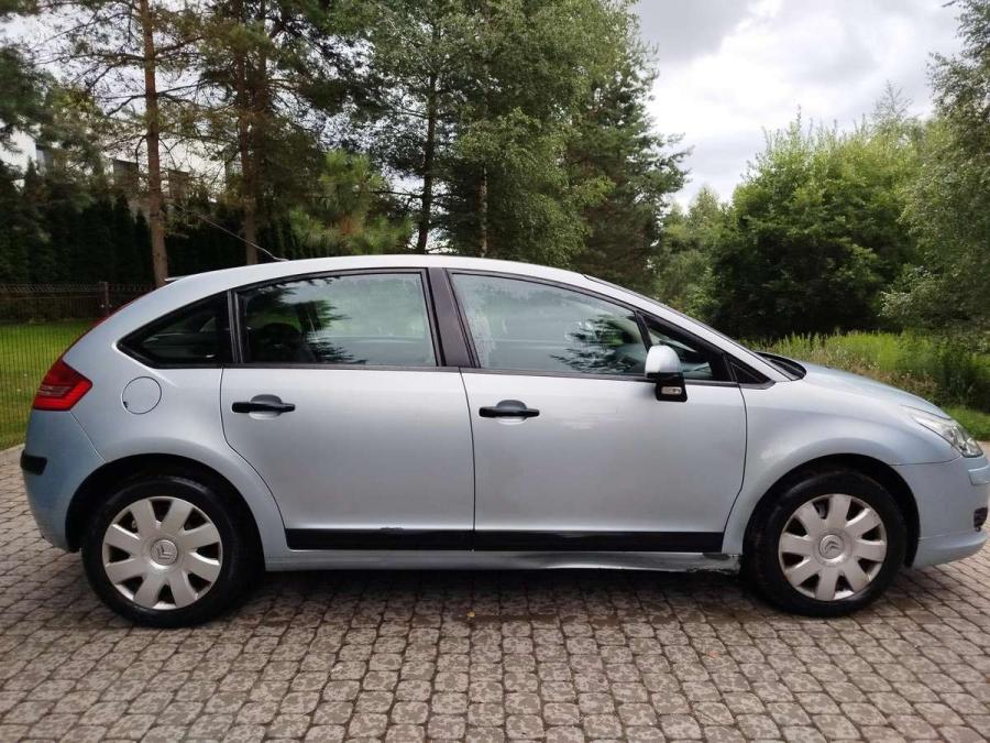 Zils Citroen C4 2008 Viļņa, ar dzinēja tilpumu 1.56 L un nobraukumu 197 tūkst. km par 1650 €, foto 8 vietnē AUTOMOTO.COM.LV