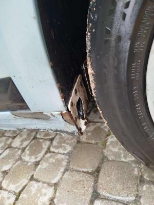 Zils Citroen C4 2008 Viļņa, ar dzinēja tilpumu 1.56 L un nobraukumu 197 tūkst. km par 1650 €, foto 19 vietnē AUTOMOTO.COM.LV