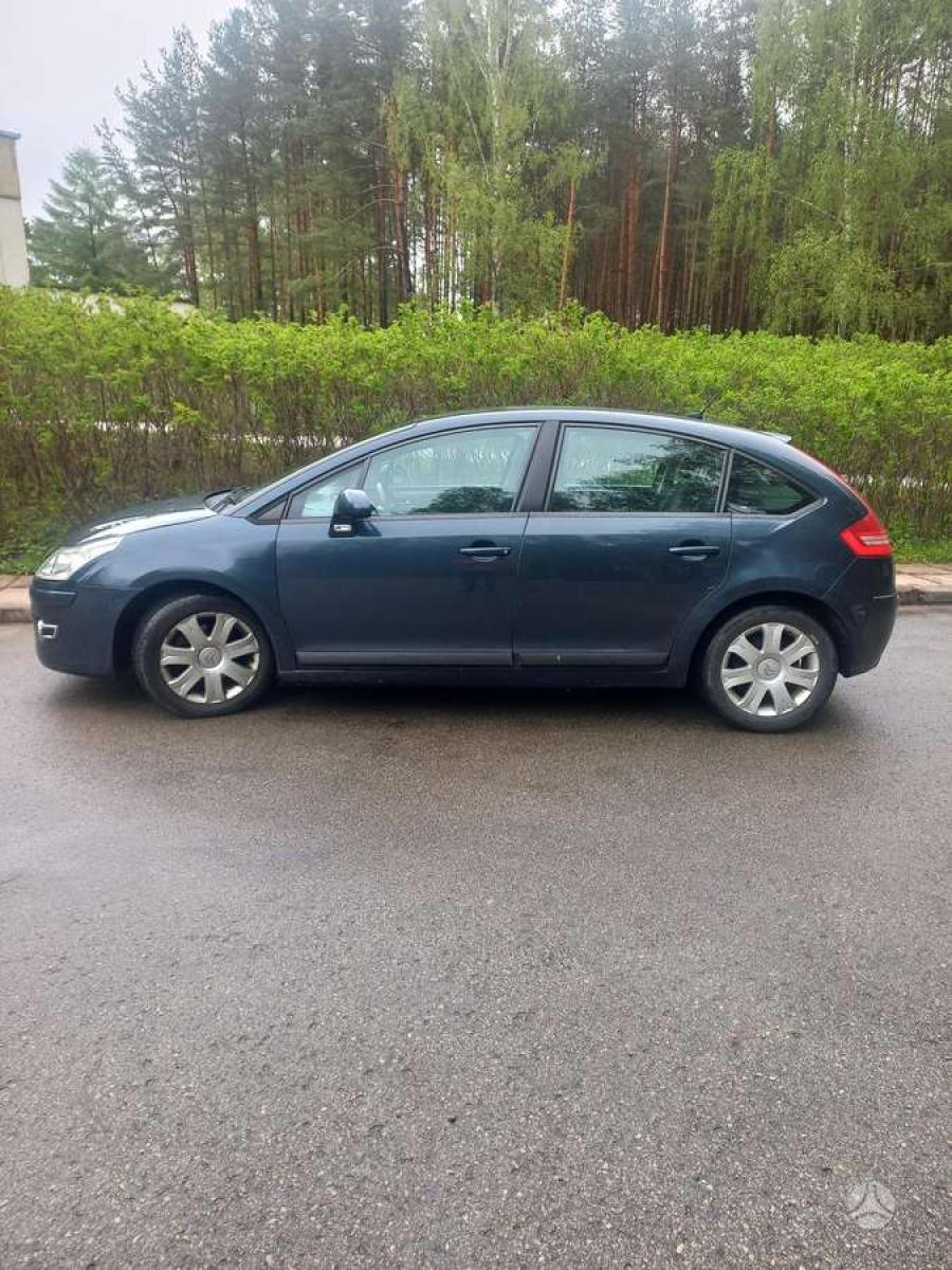 Blue Citroen C4 2008 in Visaginas, with an engine capacity of 1.60 L and mileage of 172 thousand km for 1200 €, photo 4 on AUTOMOTO.COM.LV