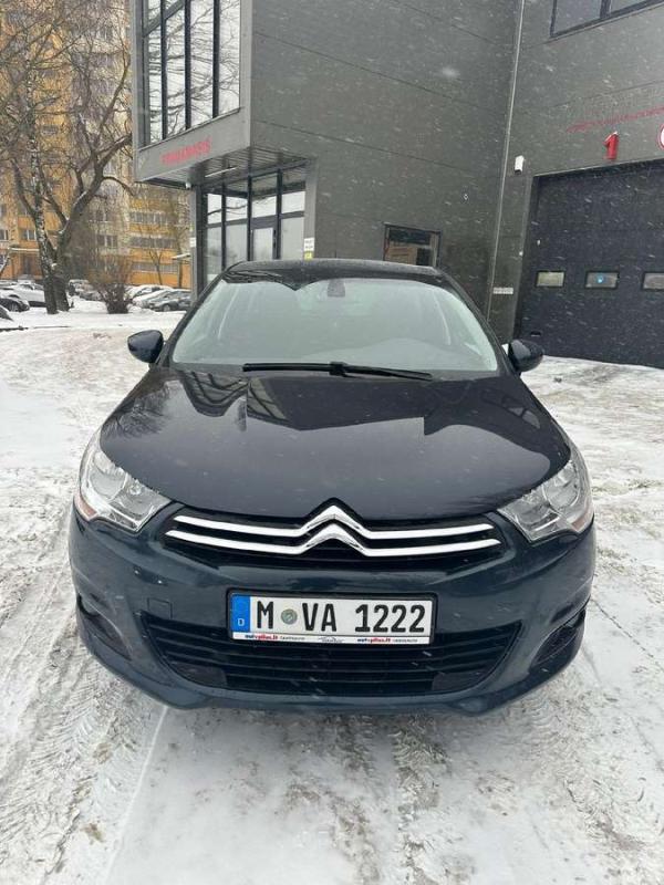 Blue Citroen C4 2010 in Kaunas, with an engine capacity of 1.60 L and mileage of 157 thousand km for 2990 €, photo 4 on AUTOMOTO.COM.LV