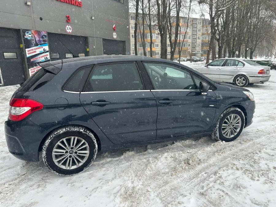 Zils Citroen C4 2010 Kauņa, ar dzinēja tilpumu 1.60 L un nobraukumu 157 tūkst. km par 2990 €, foto 8 vietnē AUTOMOTO.COM.LV