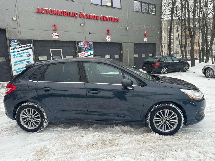 Zils Citroen C4 2010 Kauņa, ar dzinēja tilpumu 1.60 L un nobraukumu 157 tūkst. km par 2990 €, foto 11 vietnē AUTOMOTO.COM.LV