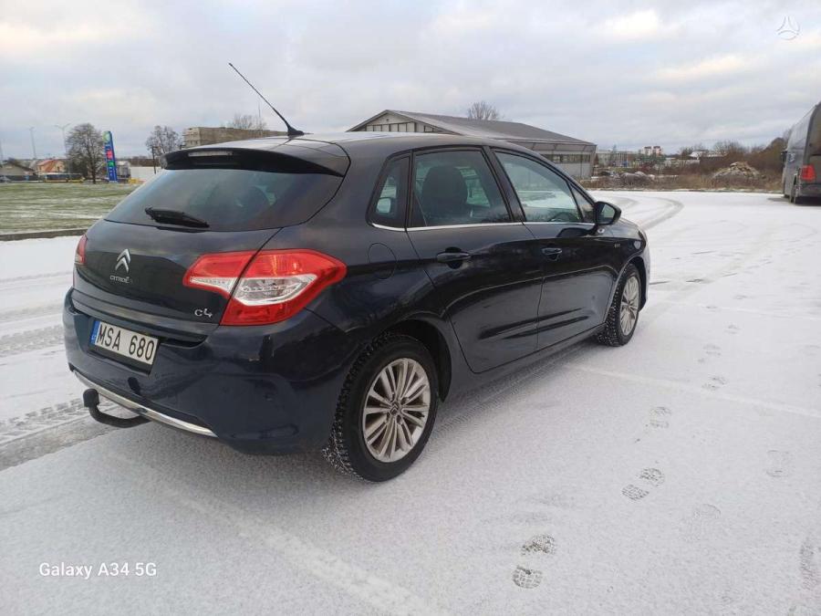 Blue Citroen C4 2011 in Radviliskis, with an engine capacity of 1.60 L and mileage of 2900 thousand km for 3150 €, photo 5 on AUTOMOTO.COM.LV