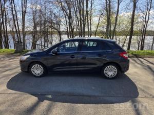 Blue Citroen C4 2011 in Riga, with an engine capacity of 1.60 L and mileage of 198 thousand km for 2950 €, photo 5 on AUTOMOTO.COM.LV