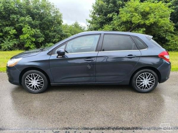 Blue Citroen C4 2011 in Vilkaviskis, with an engine capacity of 1.60 L and mileage of 297 thousand km for 2650 €, photo 8 on AUTOMOTO.COM.LV