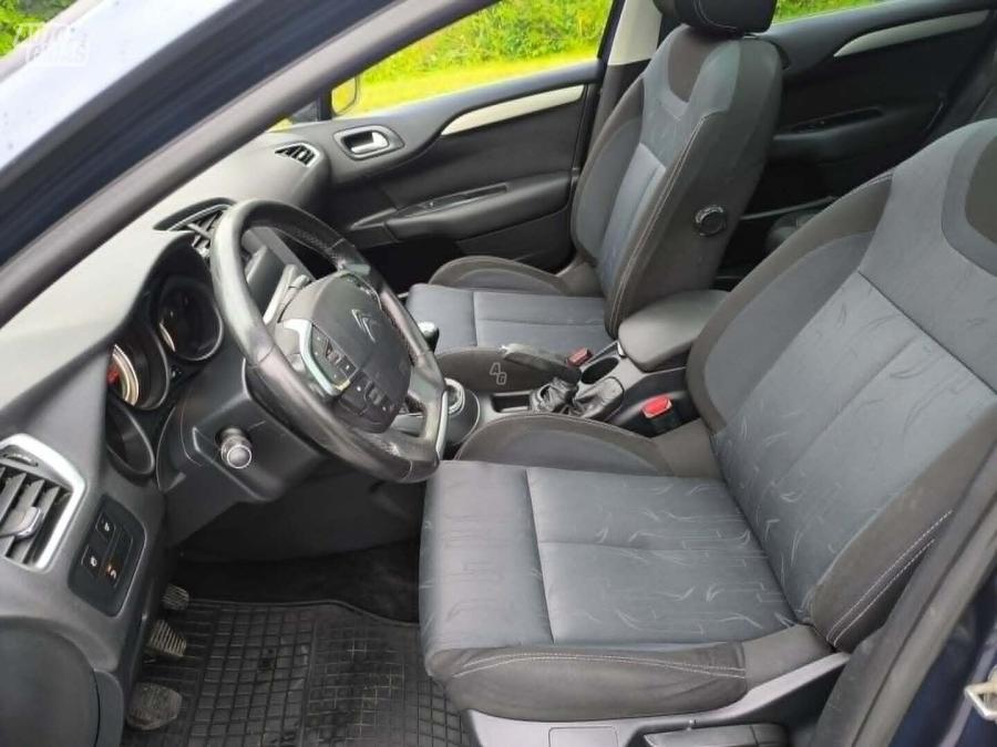 Zils Citroen C4 2011 Vilkaviškis, ar dzinēja tilpumu 1.60 L un nobraukumu 297 tūkst. km par 2550 €, foto 11 vietnē AUTOMOTO.COM.LV