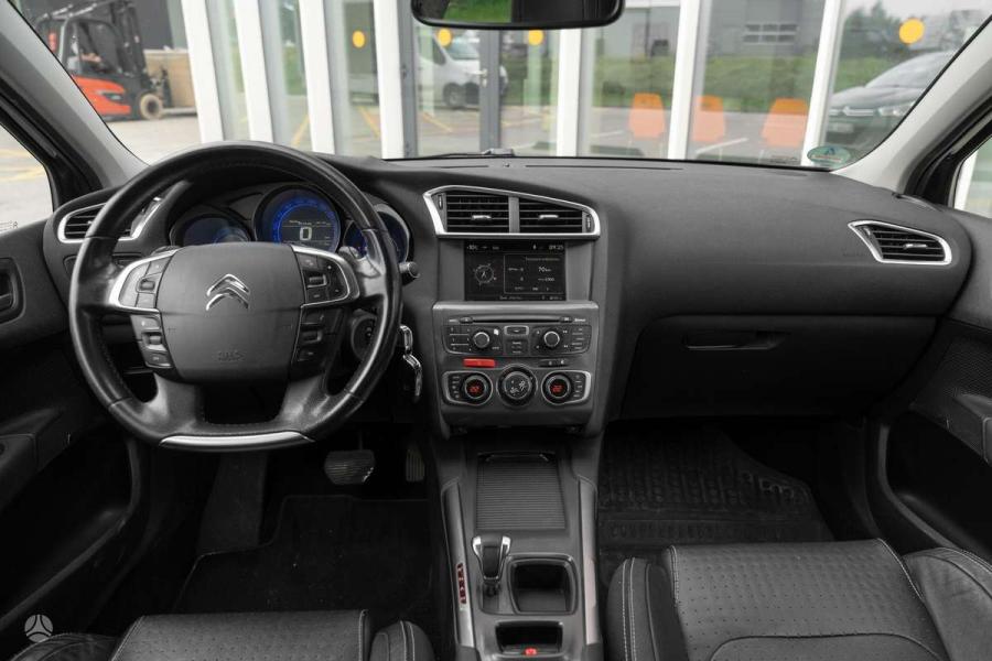 Zils Citroen C4 2012 Viļņa, ar dzinēja tilpumu 1.56 L un nobraukumu 311 tūkst. km par 3900 €, foto 14 vietnē AUTOMOTO.COM.LV