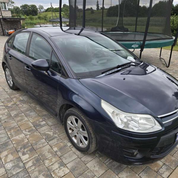 Blue Citroen C4 2014 in Vilnius, with an engine capacity of 1.56 L and mileage of 298 thousand km for 2600 €, photo 3 on AUTOMOTO.COM.LV
