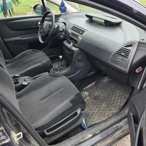 Zils Citroen C4 2014 Viļņa, ar dzinēja tilpumu 1.56 L un nobraukumu 298 tūkst. km par 2600 €, foto 5 vietnē AUTOMOTO.COM.LV