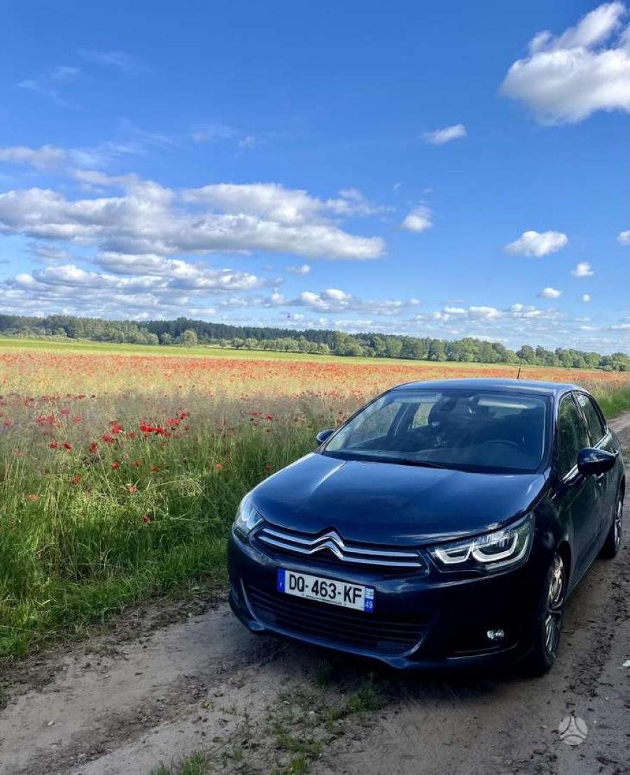 Zils Citroen C4 2015 Tauragė, ar dzinēja tilpumu 1.20 L un nobraukumu 199 tūkst. km par 4300 €, foto 1 vietnē AUTOMOTO.COM.LV