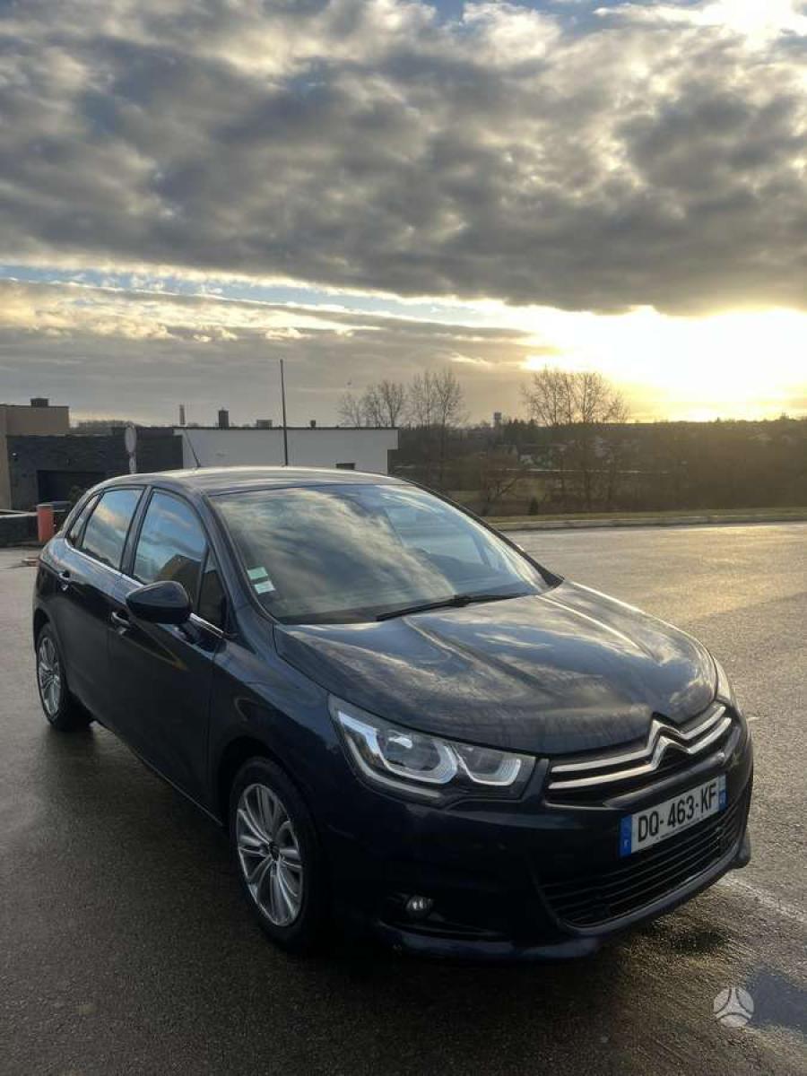Zils Citroen C4 2015 Tauragė, ar dzinēja tilpumu 1.20 L un nobraukumu 199 tūkst. km par 4300 €, foto 3 vietnē AUTOMOTO.COM.LV