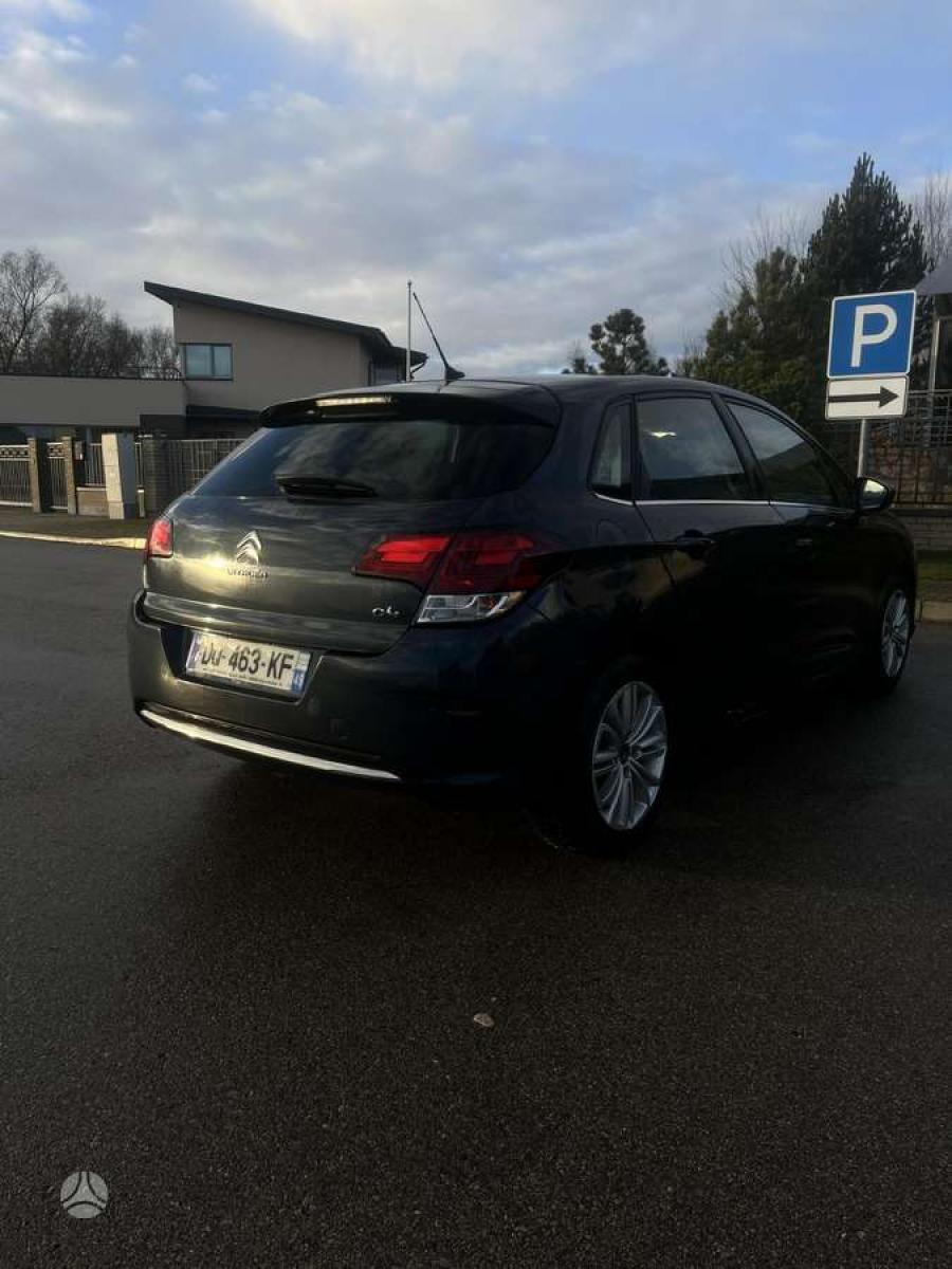Zils Citroen C4 2015 Tauragė, ar dzinēja tilpumu 1.20 L un nobraukumu 199 tūkst. km par 4300 €, foto 5 vietnē AUTOMOTO.COM.LV