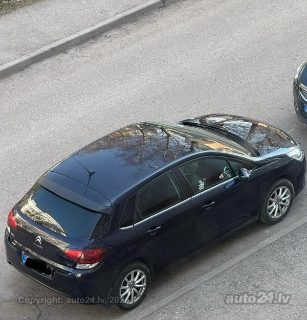 Blue Citroen C4 2016 in Riga, with an engine capacity of 1.50 L and mileage of 194 thousand km for 5300 €, photo 3 on AUTOMOTO.COM.LV