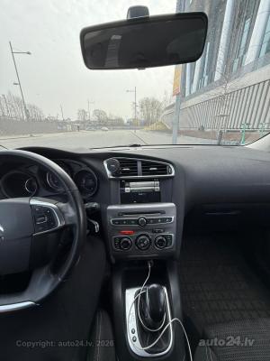 Zils Citroen C4 2016 Rīga, ar dzinēja tilpumu 1.50 L un nobraukumu 194 tūkst. km par 5300 €, foto 8 vietnē AUTOMOTO.COM.LV