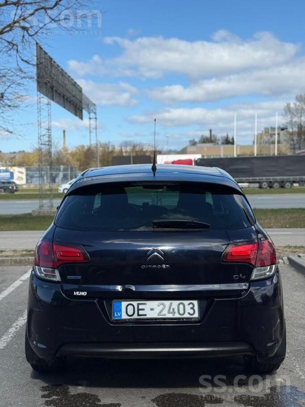 Blue Citroen C4 2016 in Riga, with an engine capacity of 1.60 L and mileage of 194 thousand km for 3400 €, photo 4 on AUTOMOTO.COM.LV