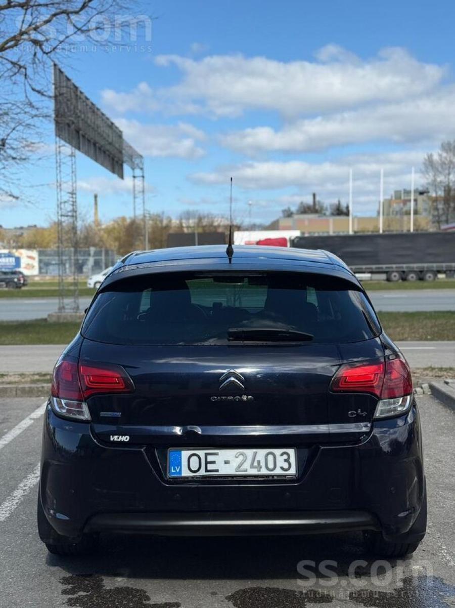 Blue Citroen C4 2016 in Riga, with an engine capacity of 1.60 L and mileage of 194 thousand km for 3400 €, photo 5 on AUTOMOTO.COM.LV