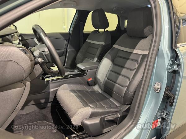 Blue Citroen C4 2021 in Tallinn, with an engine capacity of 1.50 L and mileage of 99 thousand km for 15500 €, photo 5 on AUTOMOTO.COM.LV