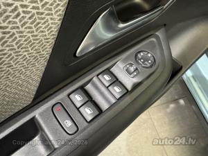 Zils Citroen C4 2021 Tallina, ar dzinēja tilpumu 1.50 L un nobraukumu 99 tūkst. km par 15500 €, foto 10 vietnē AUTOMOTO.COM.LV