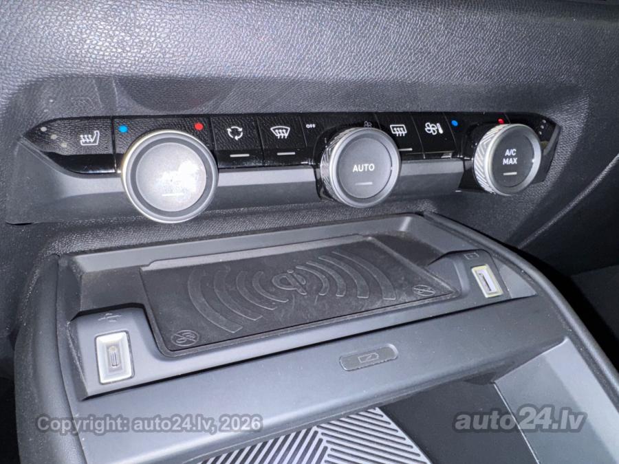 Zils Citroen C4 2021 Tallina, ar dzinēja tilpumu 1.50 L un nobraukumu 99 tūkst. km par 15500 €, foto 17 vietnē AUTOMOTO.COM.LV