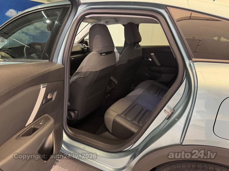 Zils Citroen C4 2021 Tallina, ar dzinēja tilpumu 1.50 L un nobraukumu 99 tūkst. km par 15500 €, foto 23 vietnē AUTOMOTO.COM.LV