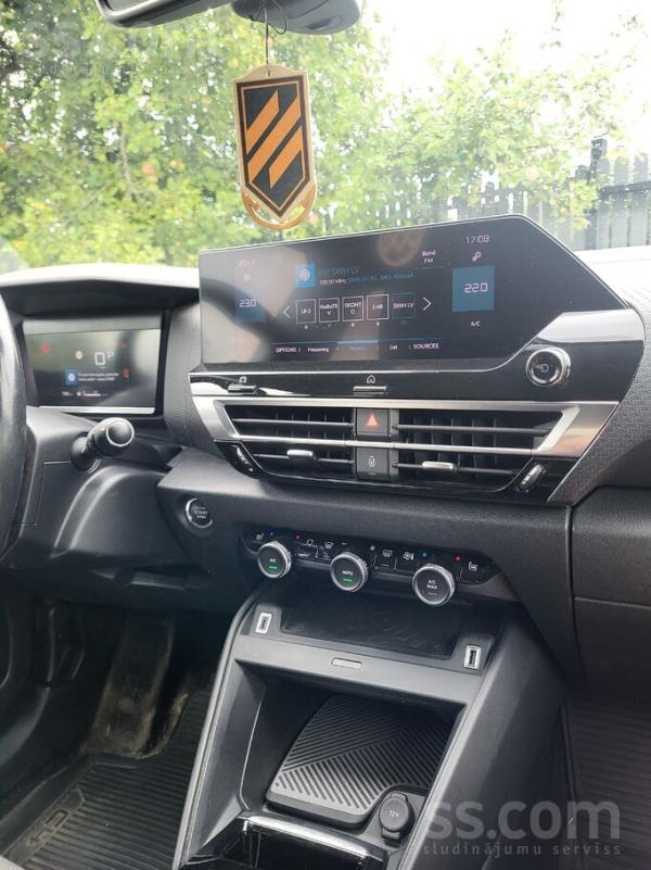 Zils Citroen C4 2021 Jelgava, ar dzinēja tilpumu 1.50 L un nobraukumu 150 tūkst. km par 12200 €, foto 10 vietnē AUTOMOTO.COM.LV