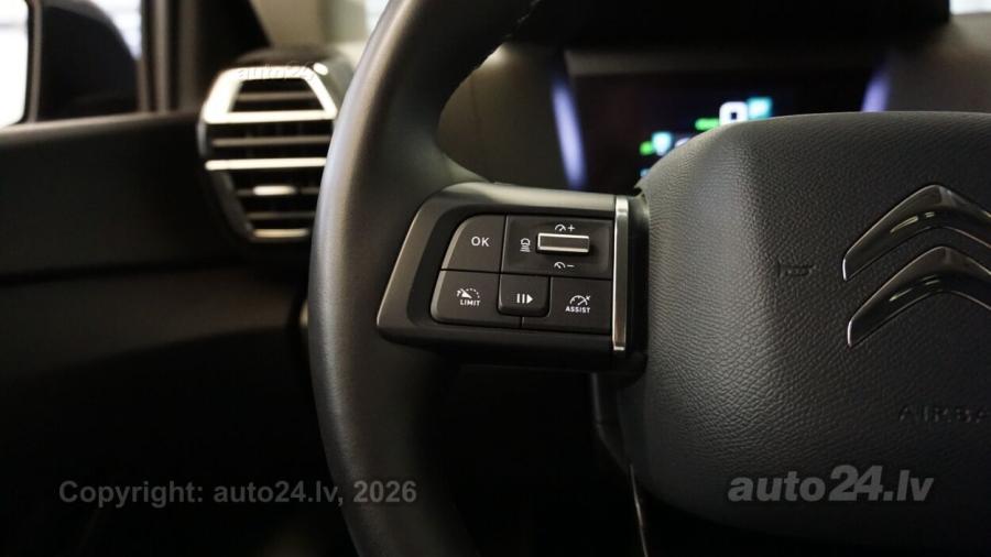 Blue Citroen C4 2023 in Tallinn, with an engine capacity of 0.00 L and mileage of 27 thousand km for 30900 €, photo 14 on AUTOMOTO.COM.LV