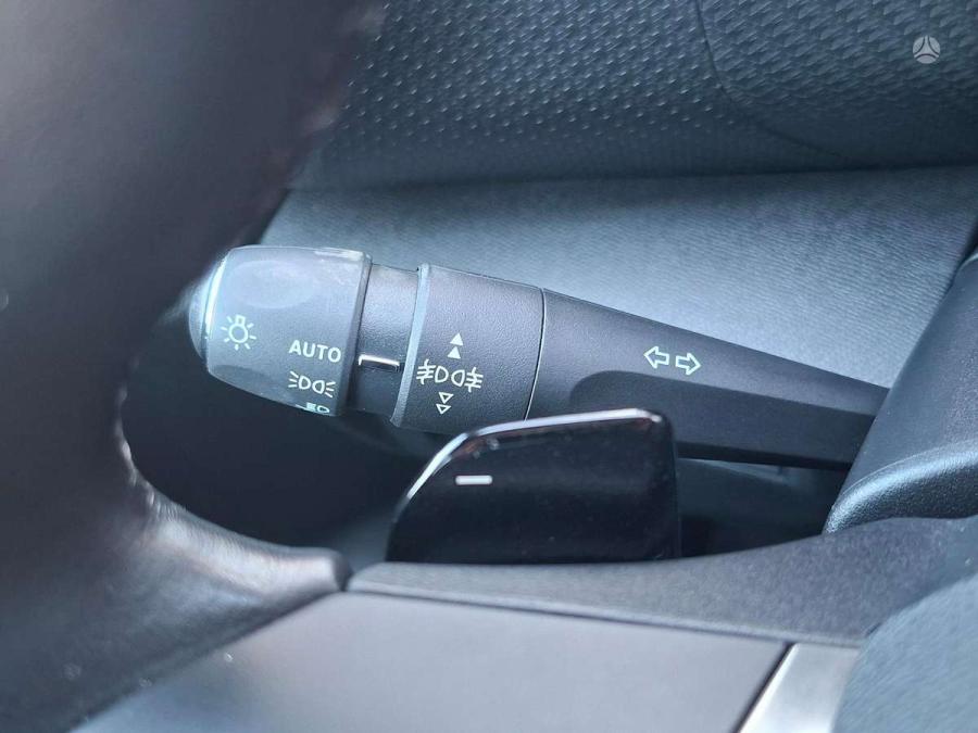 Blue Citroen C4 2023 in Vilnius, with an engine capacity of 1.20 L and mileage of 56 thousand km for 16500 €, photo 17 on AUTOMOTO.COM.LV