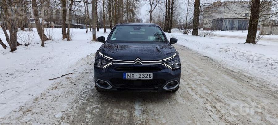 Zils Citroen C4 2024 Rīga, ar dzinēja tilpumu 1.20 L un nobraukumu 16 tūkst. km par 22500 €, foto 8 vietnē AUTOMOTO.COM.LV