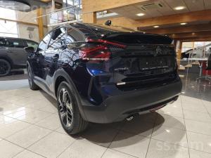 Blue Citroen C4 2024 in Riga, with an engine capacity of 1.20 L and mileage of 5 thousand km for 25995 €, photo 5 on AUTOMOTO.COM.LV