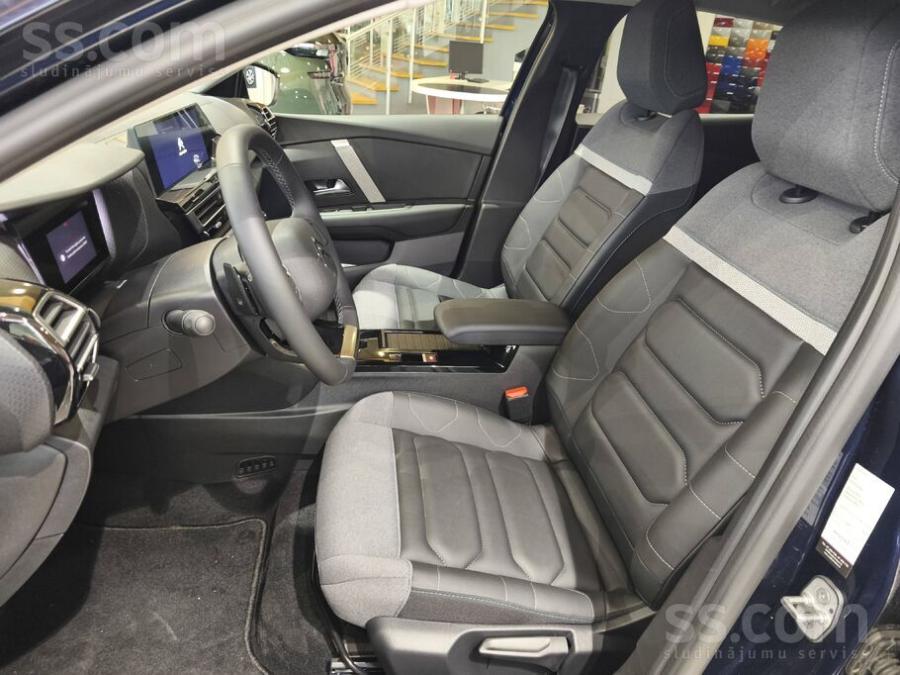 Blue Citroen C4 2024 in Riga, with an engine capacity of 1.20 L and mileage of 5 thousand km for 25995 €, photo 6 on AUTOMOTO.COM.LV