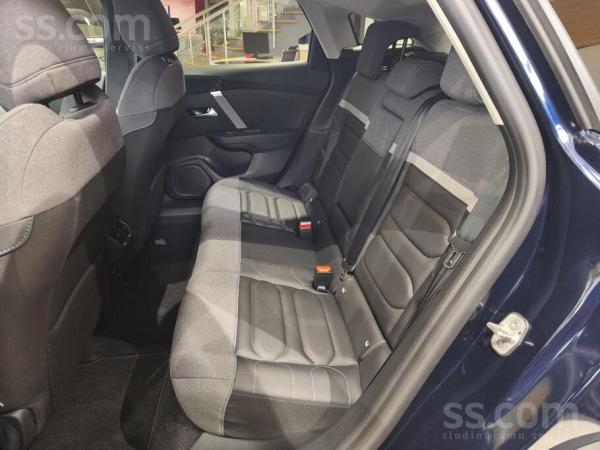 Blue Citroen C4 2024 in Riga, with an engine capacity of 1.20 L and mileage of 5 thousand km for 25995 €, photo 6 on AUTOMOTO.COM.LV