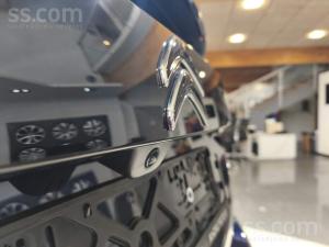 Blue Citroen C4 2024 in Riga, with an engine capacity of 1.20 L and mileage of 5 thousand km for 25995 €, photo 10 on AUTOMOTO.COM.LV
