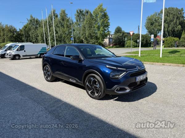 Zils Citroen C4 2024 Jehvi, ar dzinēja tilpumu 1.20 L un nobraukumu 15 tūkst. km par 24900 €, foto 3 vietnē AUTOMOTO.COM.LV